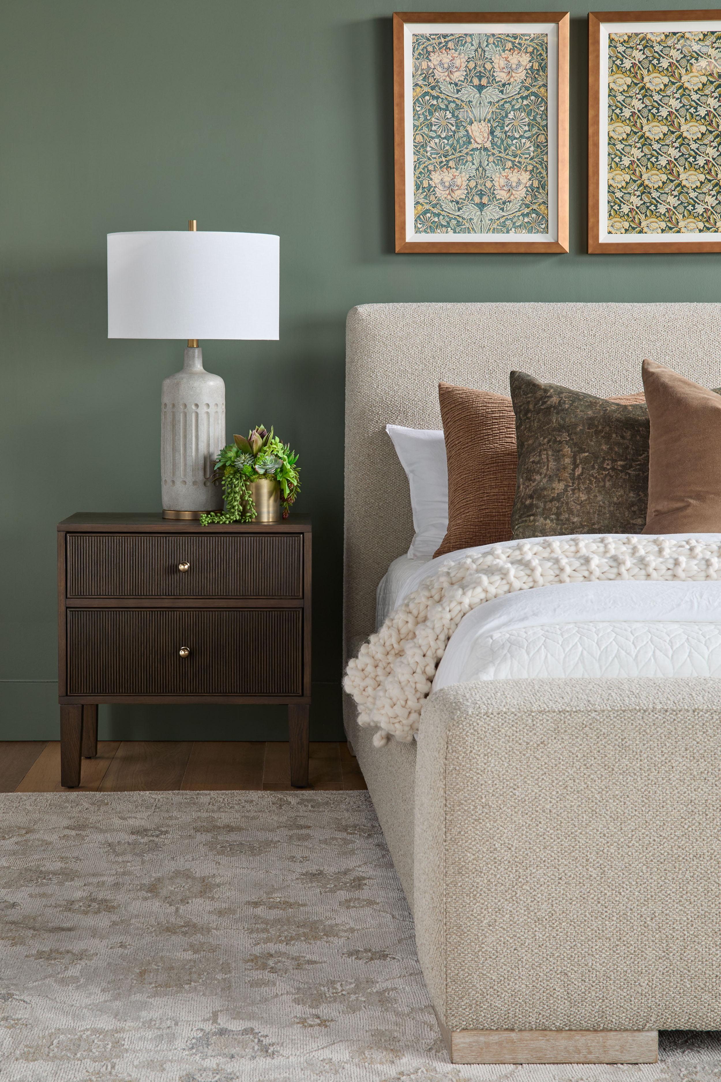 Warren Queen Bed | Essentials For Living